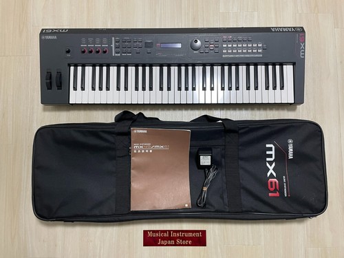 Yamaha MX61 61-Key Analog Keyboard Synthesizer with Soft Case and ...