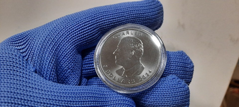 UFO Encounter 2024 $5 1 oz Silver Maple Black Platinum Plated Hologram ...