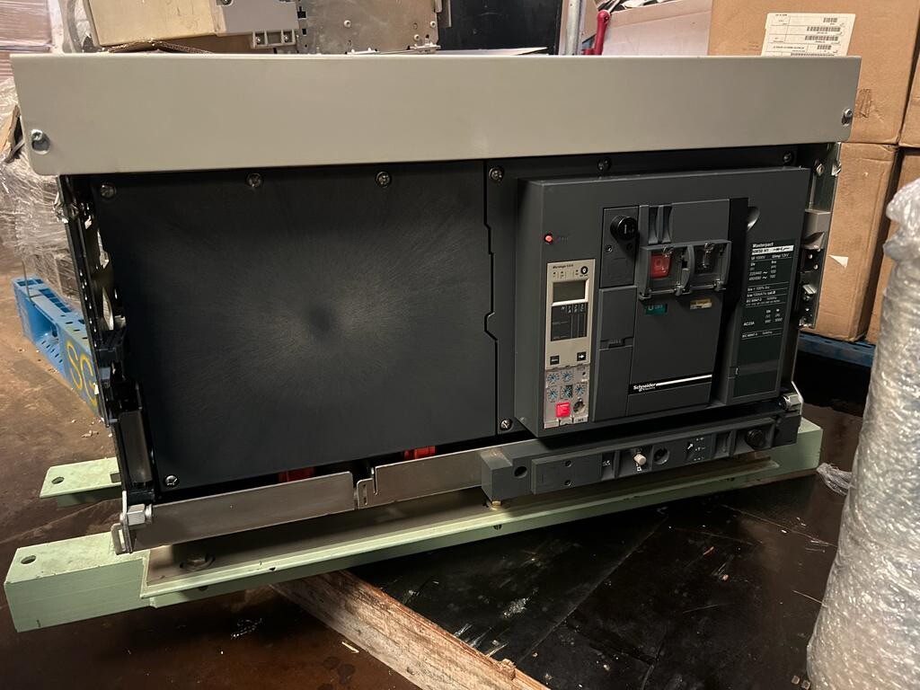 Refurbished Schneider Electric NW50H1 Air Circuit Breaker 5000A 3P ...