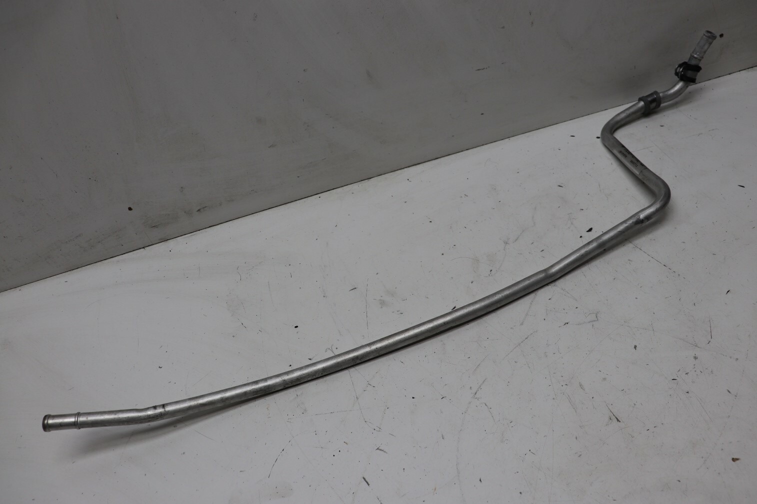 McLaren MP4 12C 2013 Front Coolant Pipe 11L0211CP.02 J180 | eBay