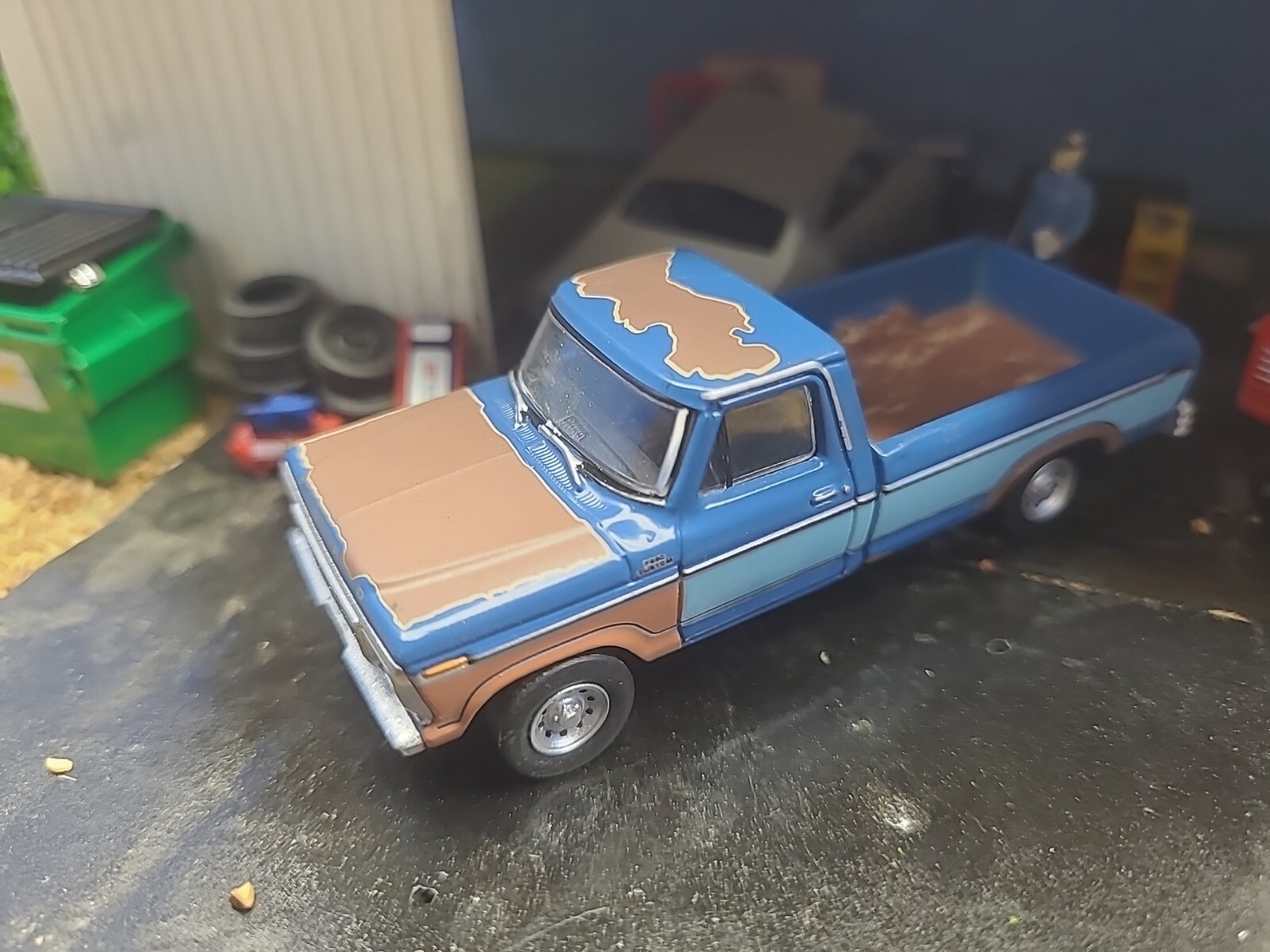 GREENLIGHT 1:64 1978 Ford F-250 Truck barn find junk yard salvage ...