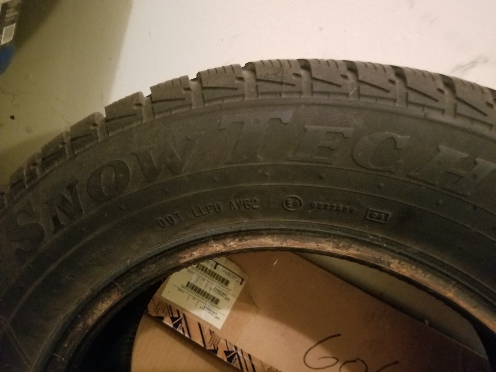 Slightly Used SnowTech Snow Tires X 4 (205/65) Size 15 For Sale | eBay