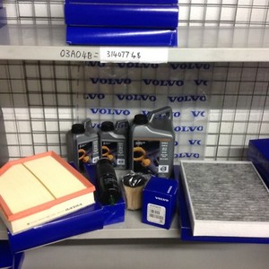 Genuine Volvo Full Service Kit For Your New Shape XC90 Diesel With OIl ...