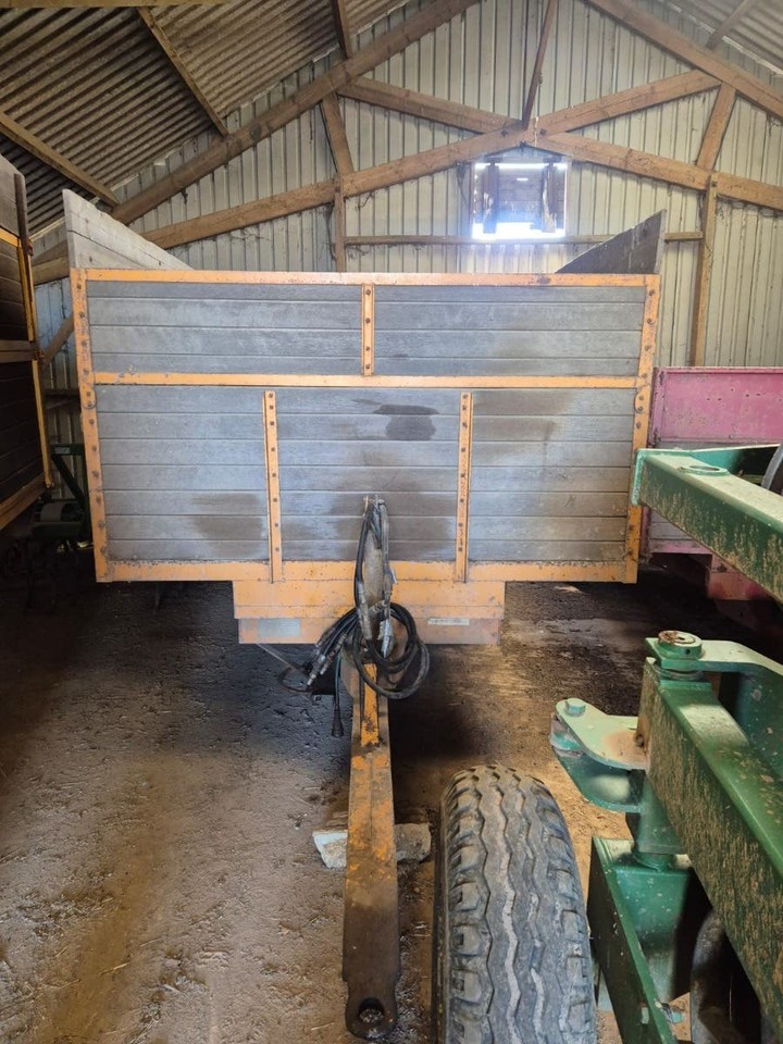 PETTIT 8 Tonne Tandem Axle Tipping Trailer Manual Door | eBay UK