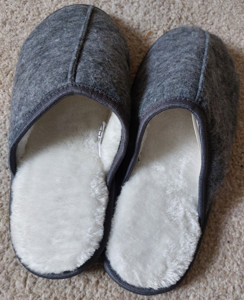 pair brand new grey slippers | eBay