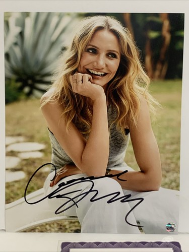 Cameron Diaz (actress) signed Autographed 8x10 photo - AUTO w/COA | eBay