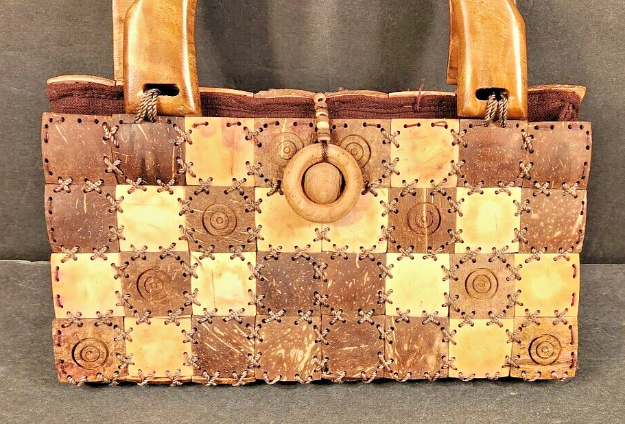 VINTAGE JAMAICAN ISLAND COCONUT SHELL BAG PURSE HANDB… - Gem