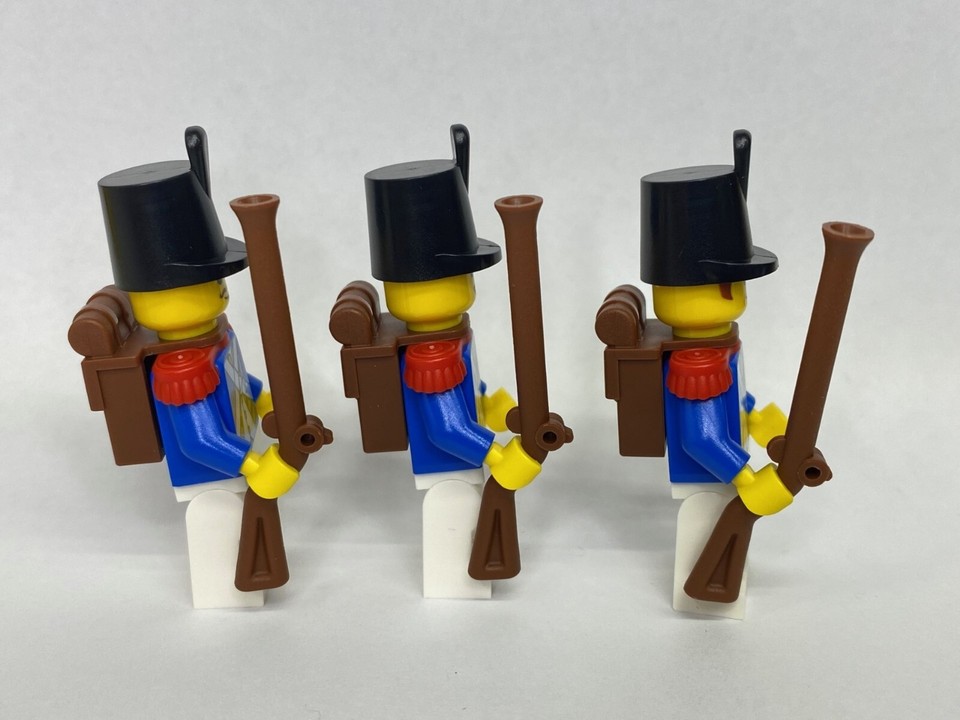 LEGO Pirates - Lot of 3 Imperial Soldier IV Minifigures - 10320 Blue ...