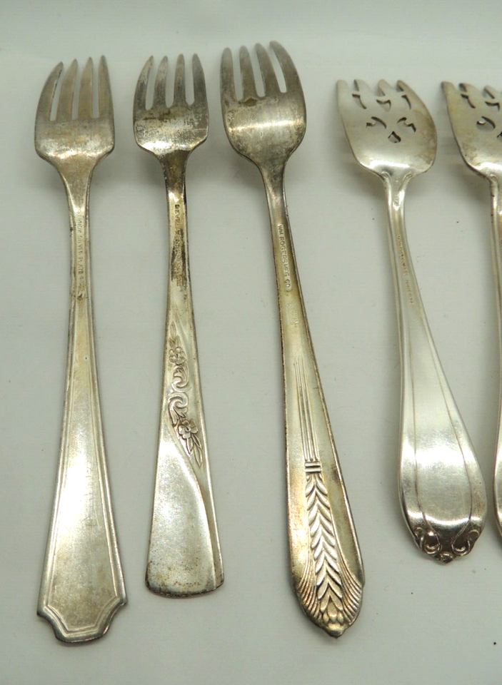 Vintage Silverplate Forks Lot Crafting Collecting Community Silver WM ...