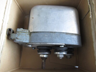 Porsche 356 Early Windshield Wiper Motor 6V SWF | eBay UK
