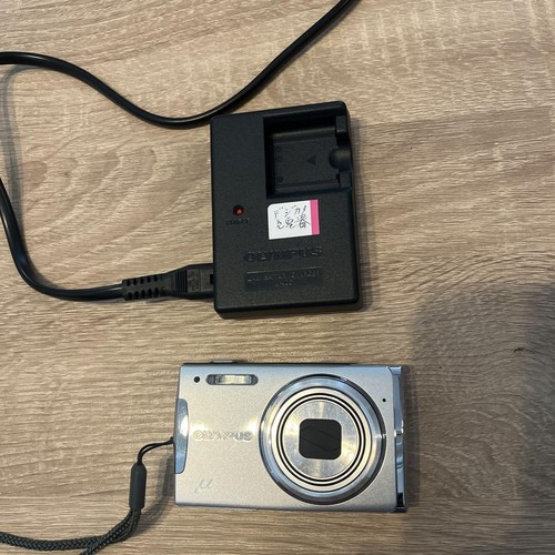 Olympus 1060 Compact Digital Camera Silver with Charger Used | eBay