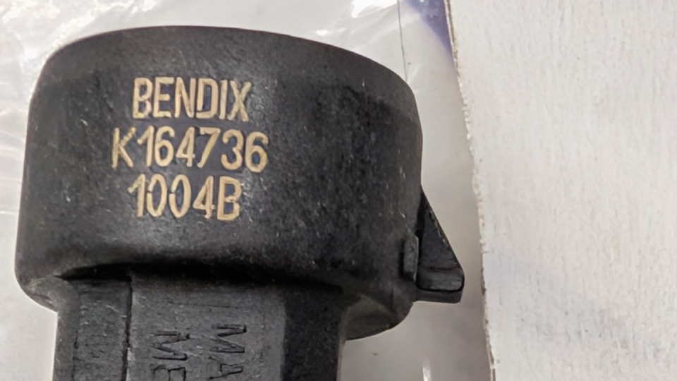 3534029C1 International Genuine Bendix K164736 PS-60 Air Pressure ...