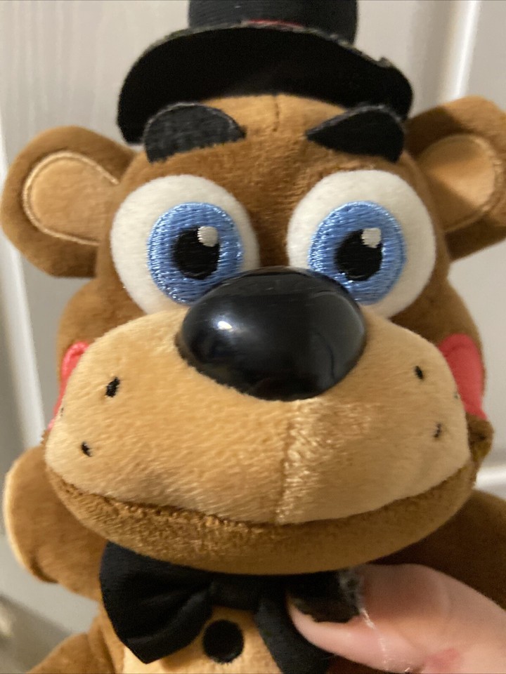 Five Nights At Freddy's Freddy Fazbear Plush Funko 2016 Gamestop ...