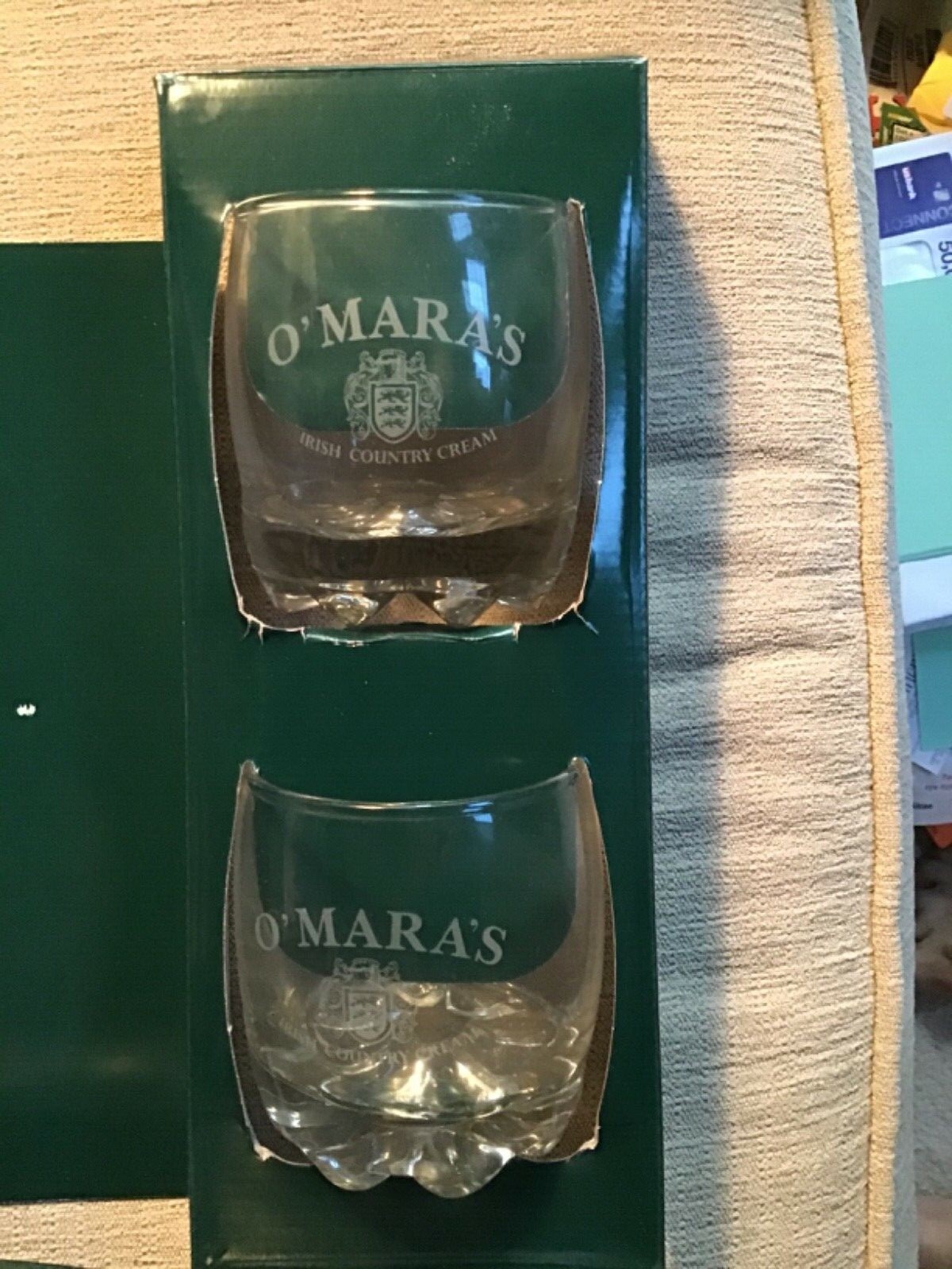 NEW 2 OMARAS O'MARA's Irish Cream SIGNATURE Pointed Feet Rocks GLASS ...