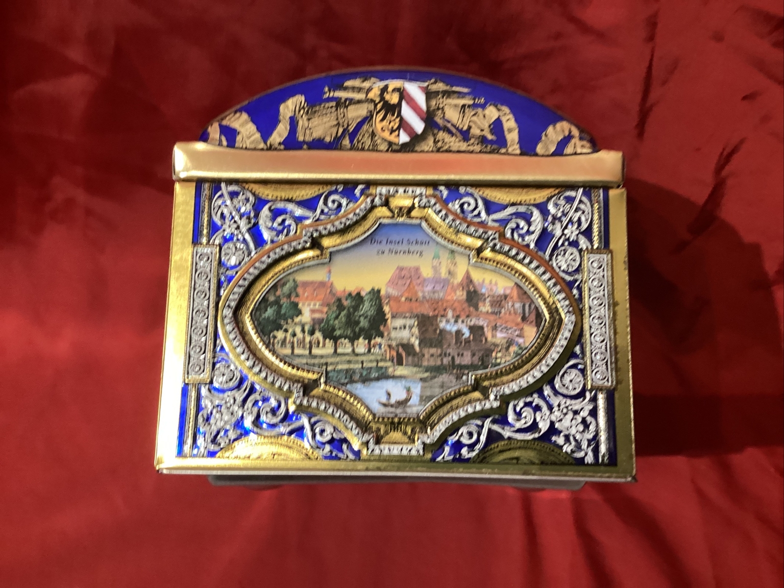 Gottfried Wicklein Germany GmbH Nurberger Lebruchen German Music Tin ...
