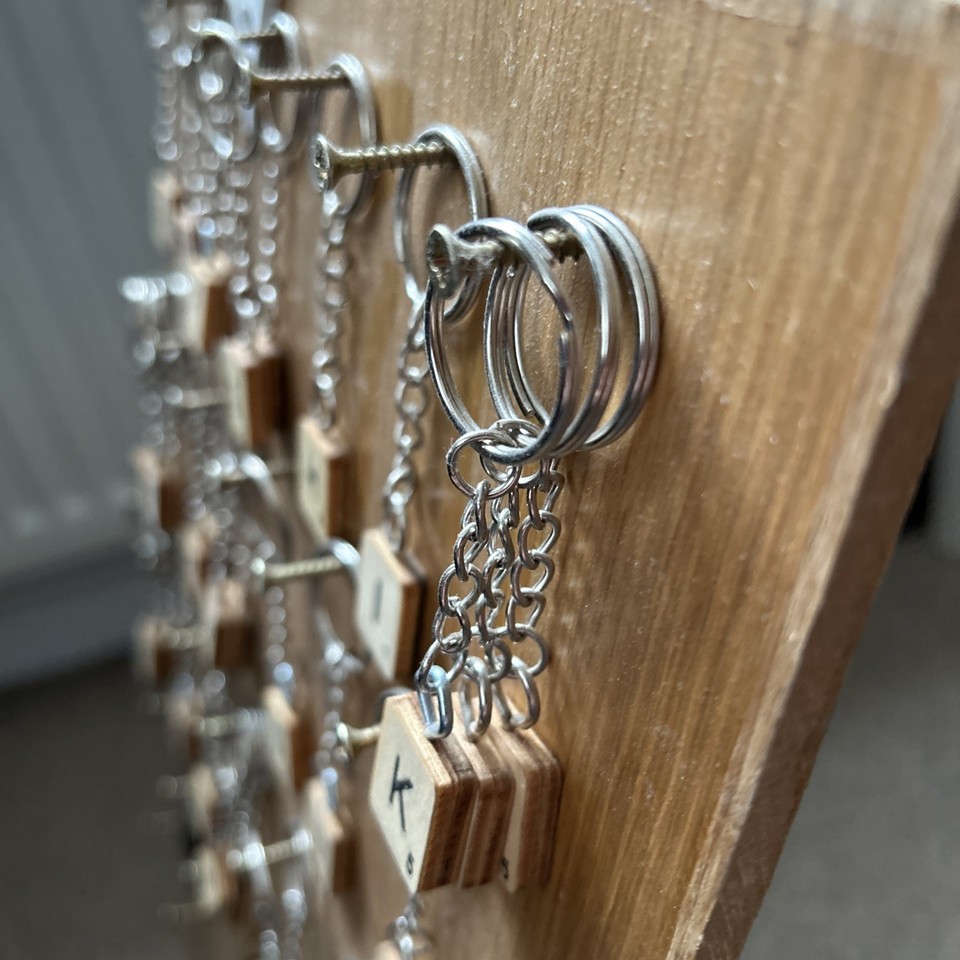 44 Key Rings & Portable Stand. Suitable For Car Boot Individual Resale ...