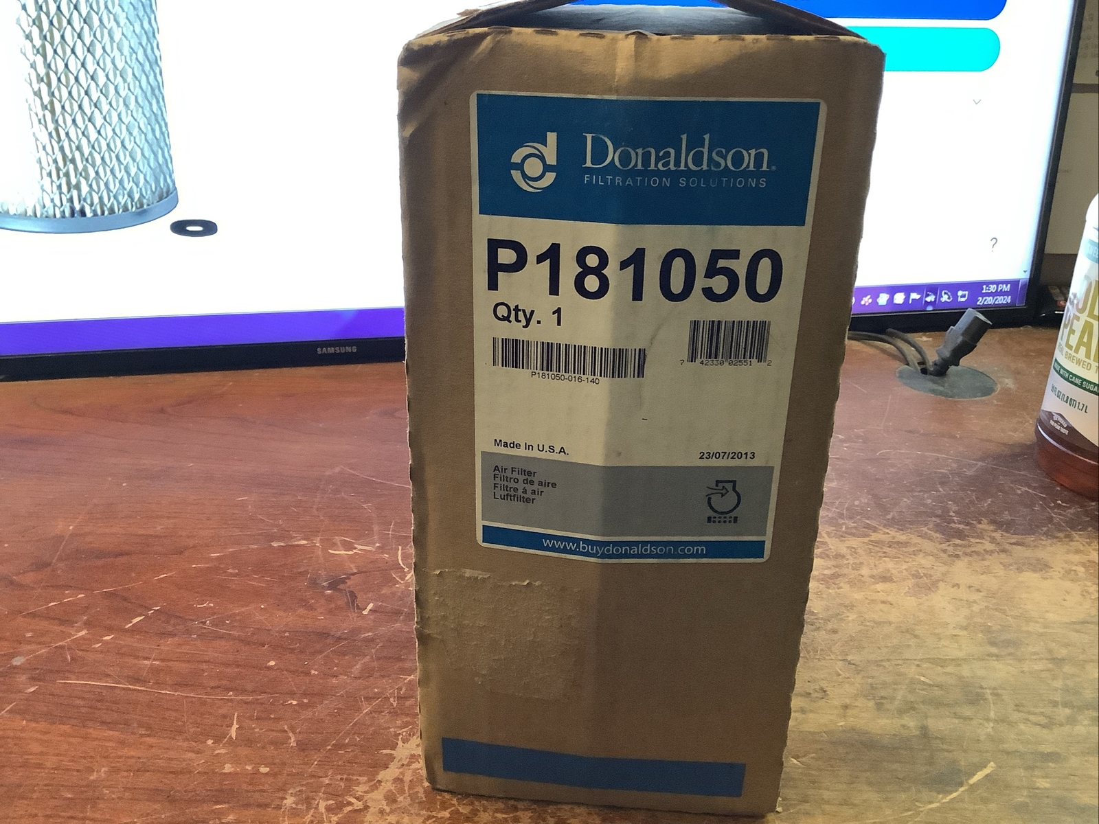 DONALDSON P181050 - Air filter cross reference