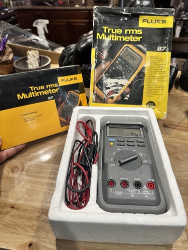 Fluke 87 True RMS Digital Multimeter W/ Leads & Case! | eBay