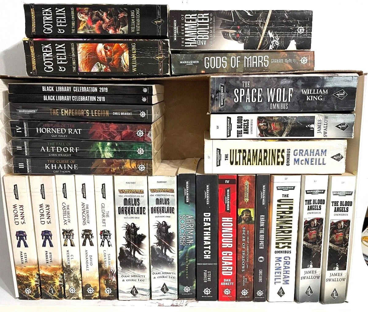 Best Warhammer 40k Books