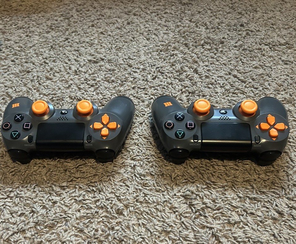 PS4 Black Ops 3 Edition Console. 1TB. 2 BO3 Themed Controllers. With Box and BO3 | eBay