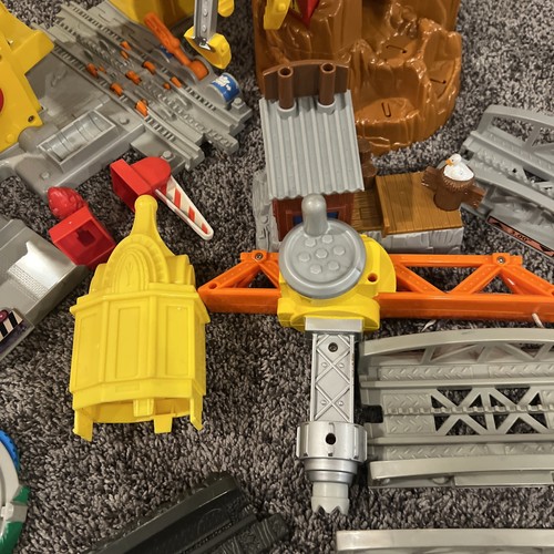 LARGE Lot Fisher Price Geo Trax Train Track Set Buildings Tracks Parts ...