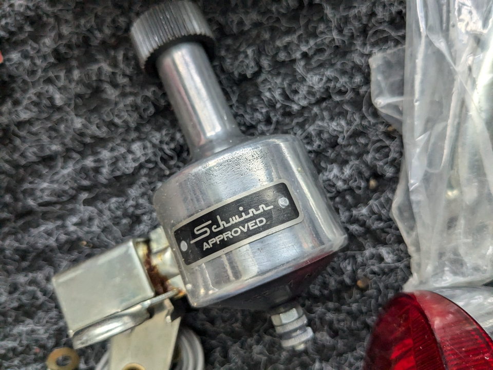 Vintage NOS Schwinn Deluxe Bicycle Generator Light Set 1971 Complete in ...
