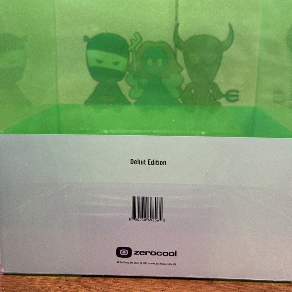 Vee Friends Series 2 Compete & Collect Debut Edition Green Box-13 PACKS ...