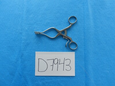 D7943 V. Mueller Weitlaner 3x4 Sharp Prong Retractor 14cm Overall ...