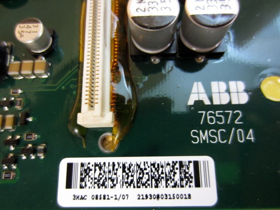 ABB 3HAC08581-1 Robot Serial Meas. Board 76572 SMSC/04 3HAC08581-1/07 ...