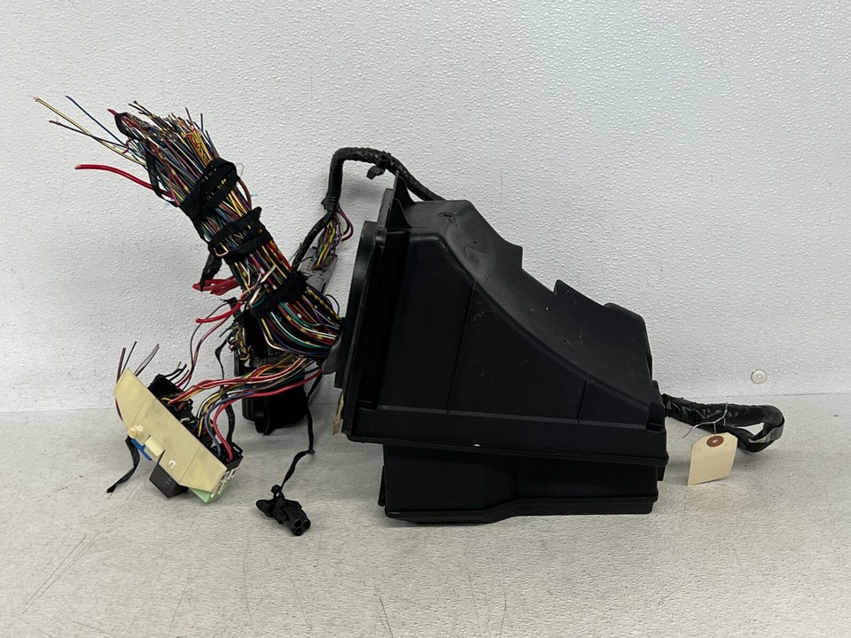 ⭐ 1996-2002 BMW Z3 E36 FRONT UNDER HOOD FUSE RELAY JUNCTION BOX OEM ...