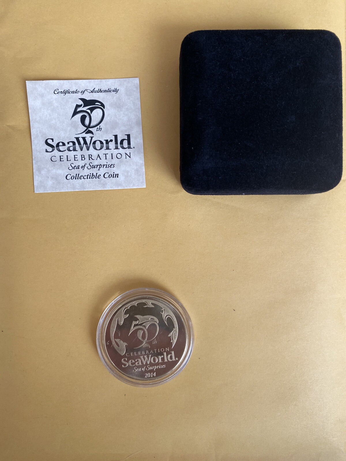 Seaworld 50th Anniversary Collectible Coin Sea of Surprises 2014 ...