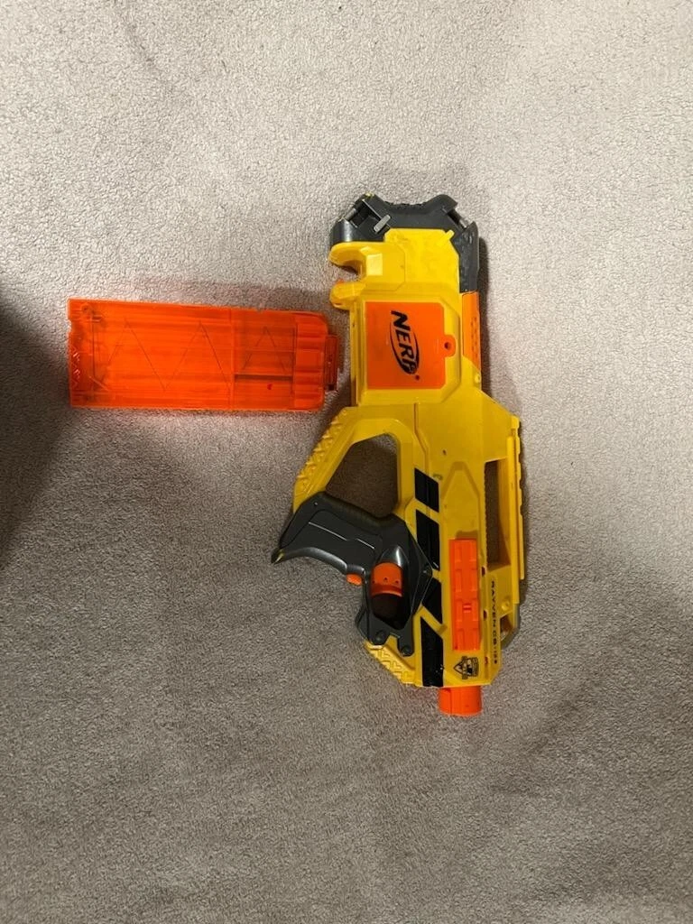 Nerf Elite Rayven Stinger