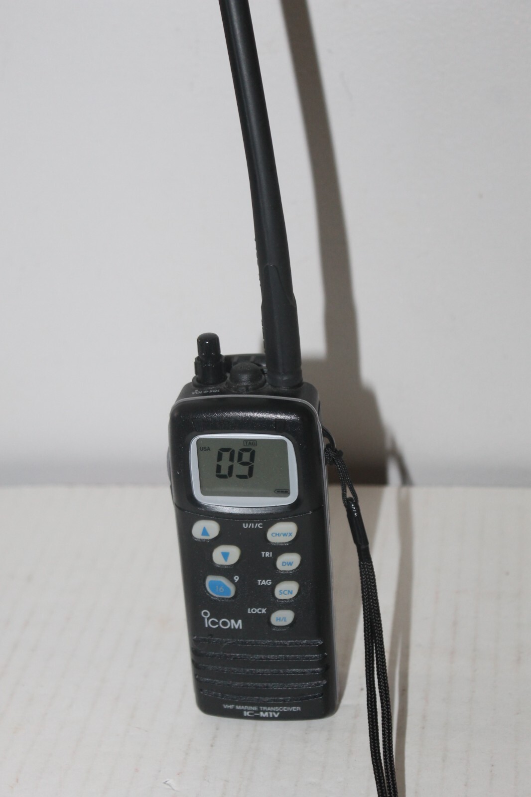 ICOM IC-M1V - Handheld Marine Radio Transceiver no charger | eBay