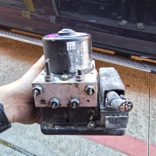 2007-2008 VW GOLF EOS RABBIT OEM ABS ANTILOCK BRAKE PUMP MODULE 1K0 614 ...