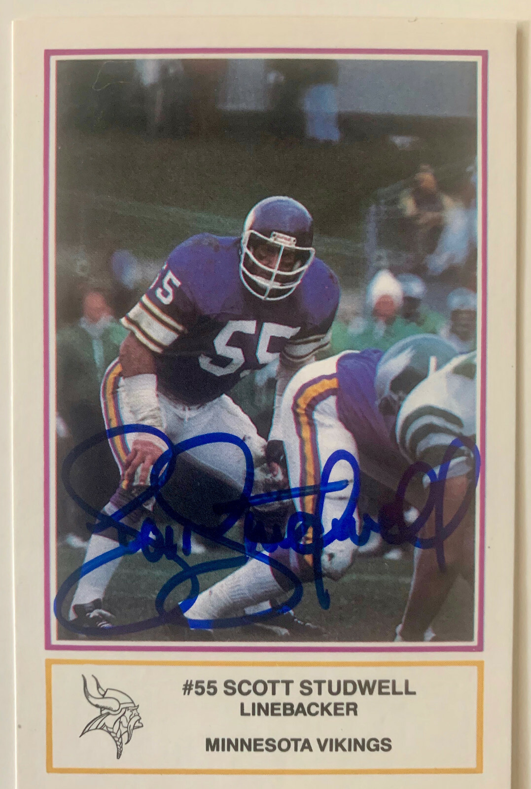 SCOTT STUDWELL Signed 1984 Police Card #12 Minnesota Vikings Great W ...
