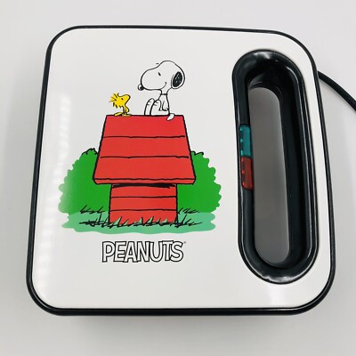 Peanuts Grilled Cheese Sandwich Maker Snoopy & Woodstock Panini Snacks ...