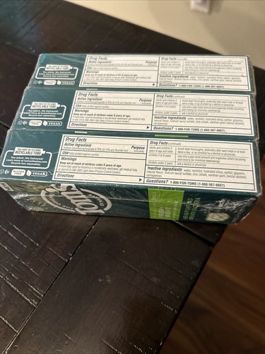 Tom's of Maine Fresh + Bright Toothpaste Fresh Mint- 4.0 Oz. w/Fluoride ...