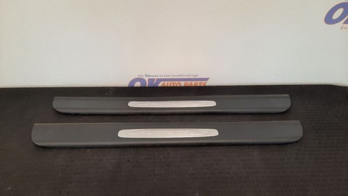 08 PORSCHE 911 997 CARRERA S OEM ROCKER PANEL MOULDING NAMEPLATE SET ...