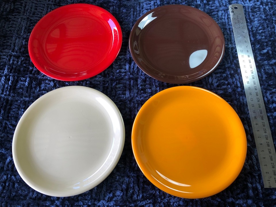 12 Vintage Retro Melamine? Picnic Plates and Bowls | eBay Australia