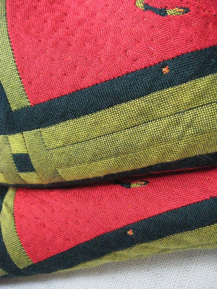 HUGE 9ft x 9ft DESIGNER STYLE REVERSABLE VINTAGE WOOL? THROW - BED ...