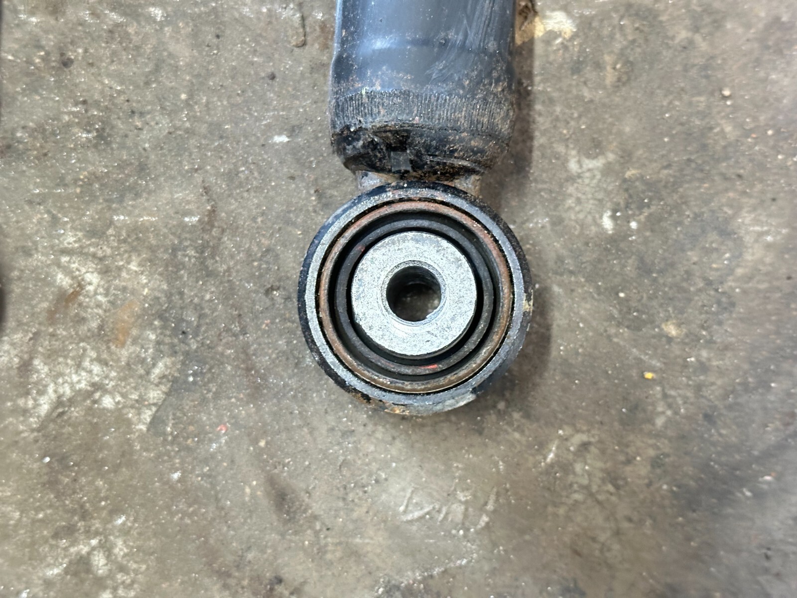 13-19 Cadillac ATS REAR SUSPENSION SHOCK ABSORBER STRUT LEFT RIGHT SET ...