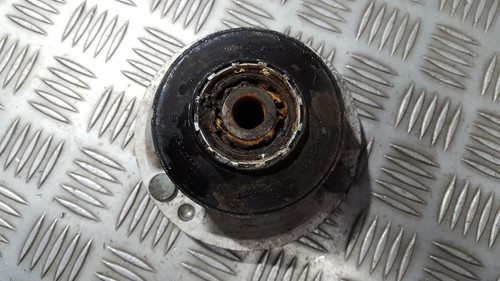 31336760943 3133-6760943-02 Guide support Front Right BMW 3-Series ...