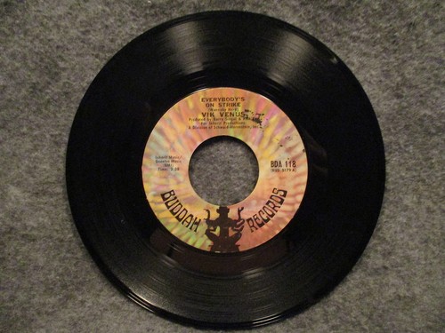 45 RPM 7" Record Vik Venus Moonflight & Everybodys On Strike Buddah BDA ...