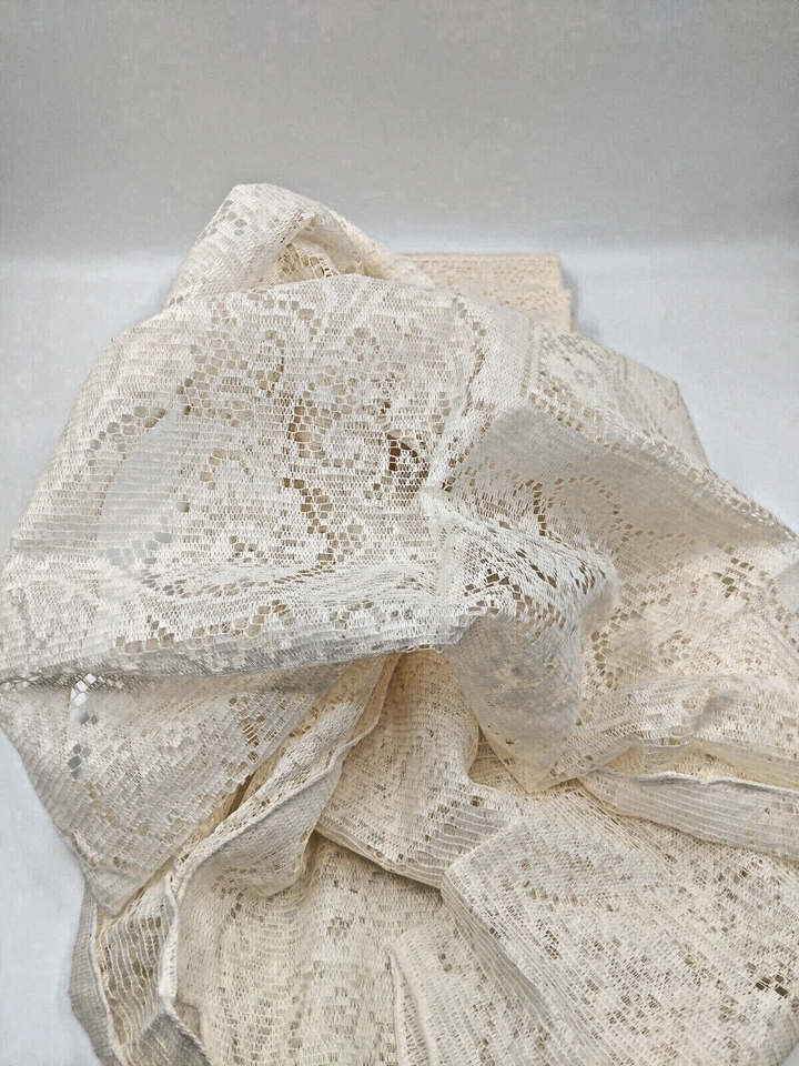 Vtg Scranton Lace Company ‘Hyde Park' Nottingham Lace Tablecloth 60" x ...