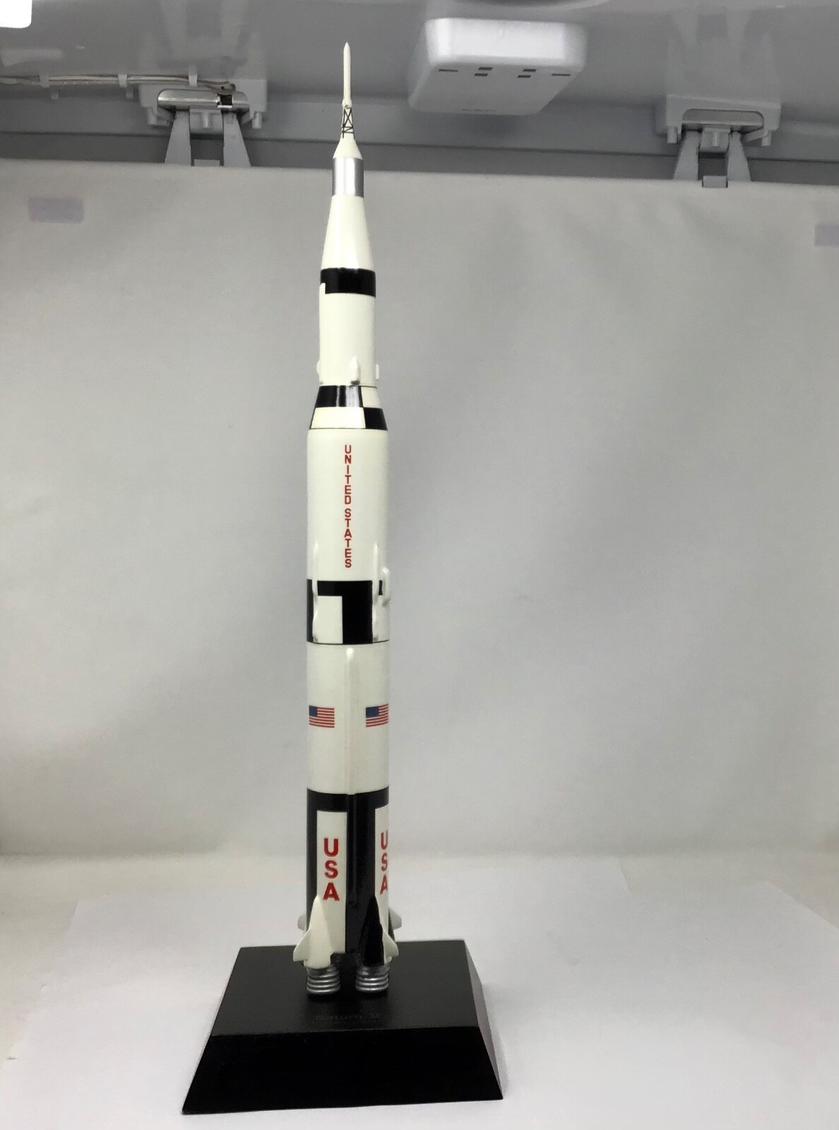 vintage NASA Saturn V Scale Model 1/200 1980s encapsulated in time | eBay