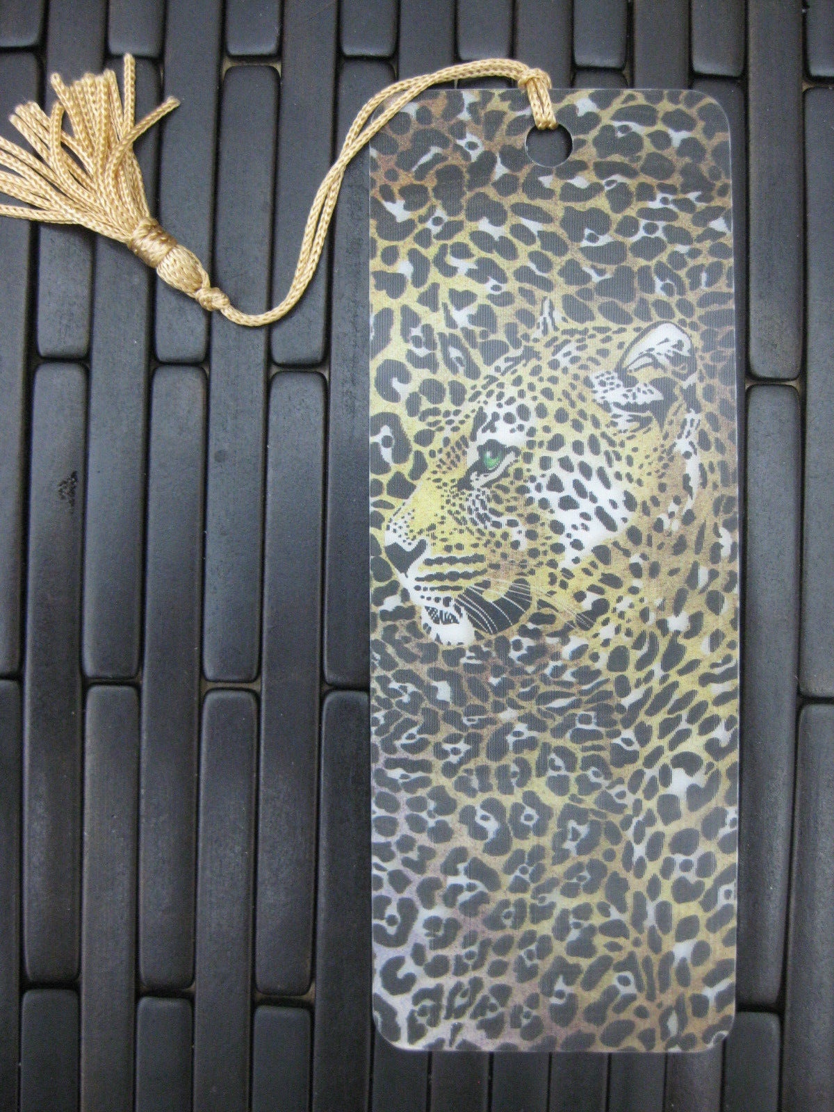 LEOPARD CHEETAH BOOKMARK 3D Motion Hologram TASSEL TRENZ USA MADE | eBay