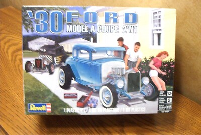 REVELL '30 FORD MODEL A COUPE 2'n 1 MODEL KIT 1/25 SCALE | eBay