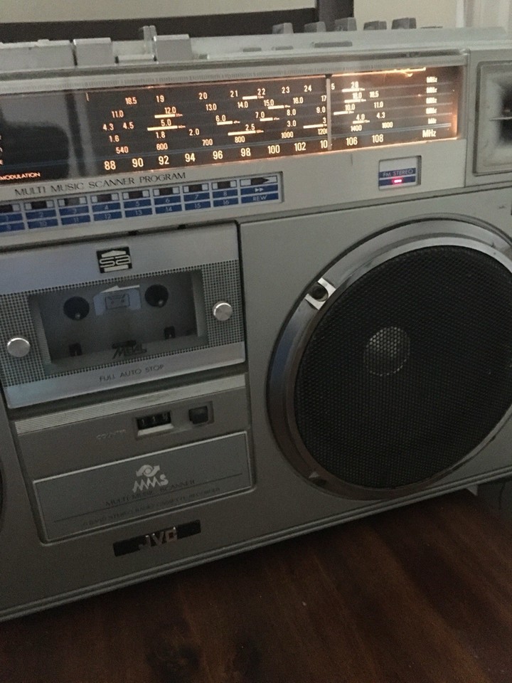 JVC RC-M70 Cassette/Radio Boombox. clean ,no unpleasant odors ,no ...