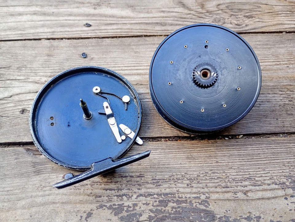 WR Products Speedia 4" Wide Drum Centrepin Fishing Reel Barbel Chub ...