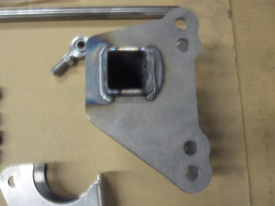 Weld on Universal Parallel 4 Link Suspension & panhard bar kit. MADE ...